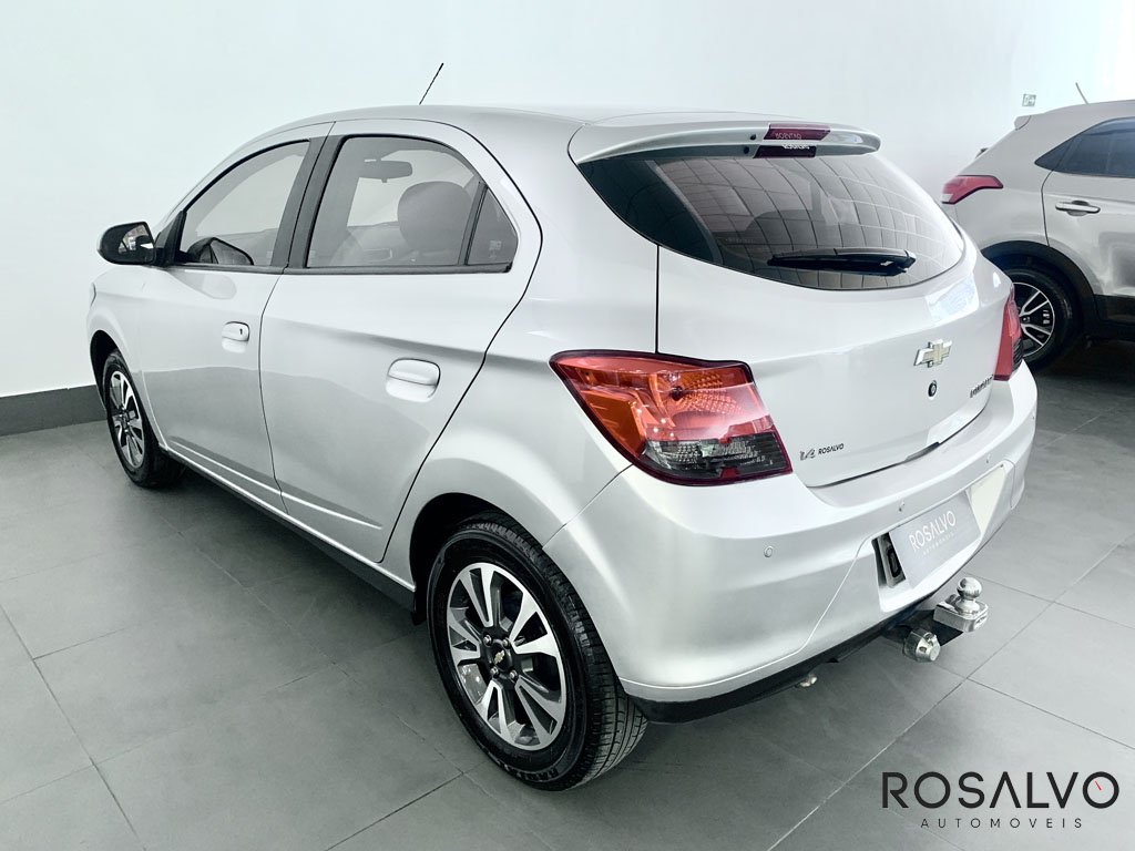 Chevrolet - Onix 1.4 LTZ