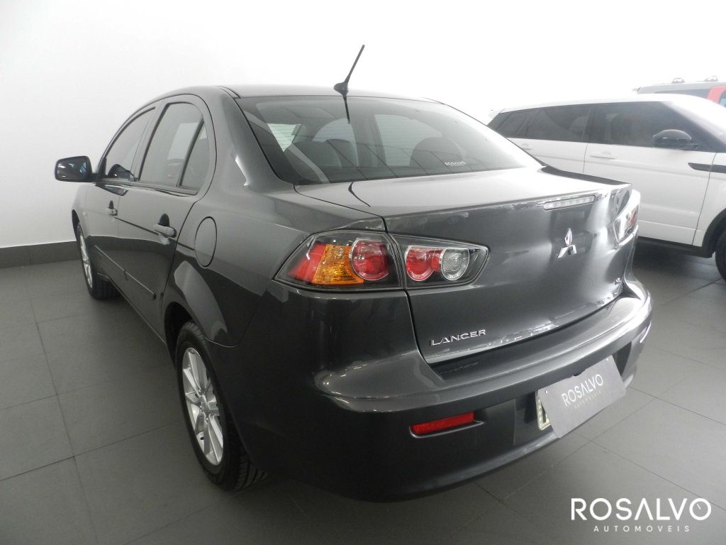 Mitsubishi - Lancer HL Automático