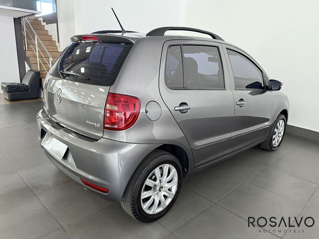 Volkswagen - Fox 1.6 GII