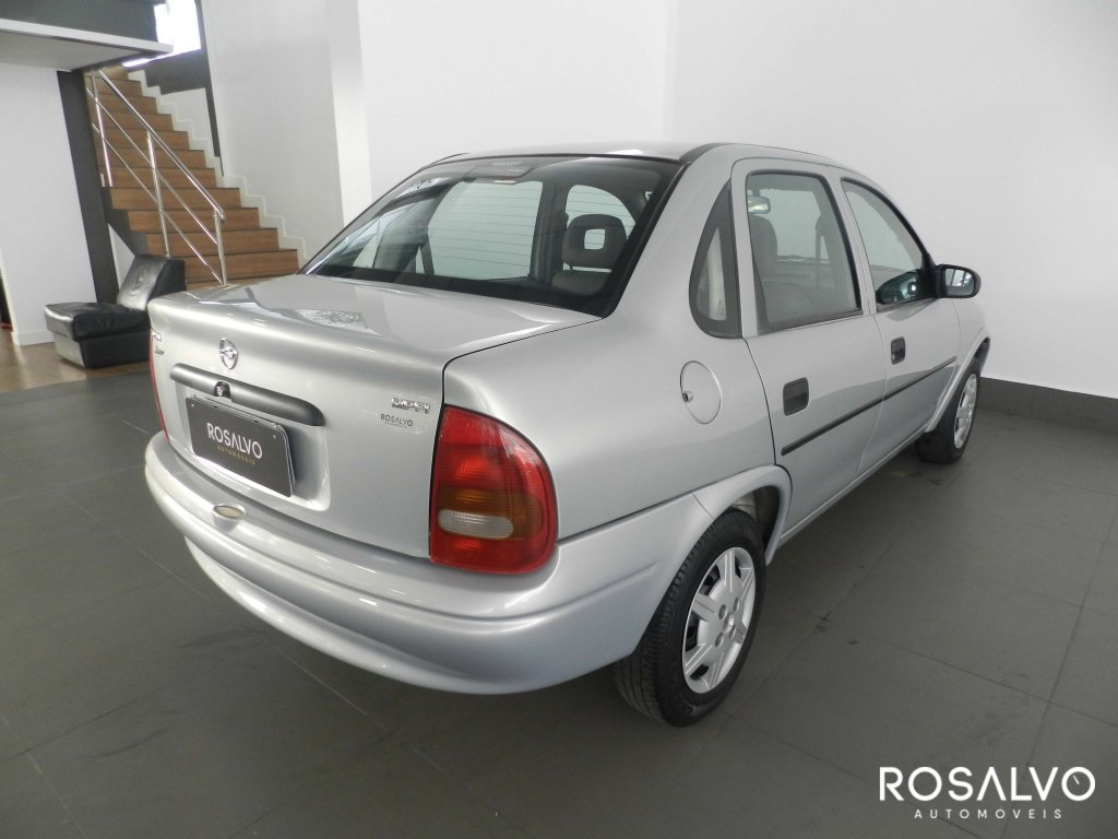 Chevrolet - Corsa Super