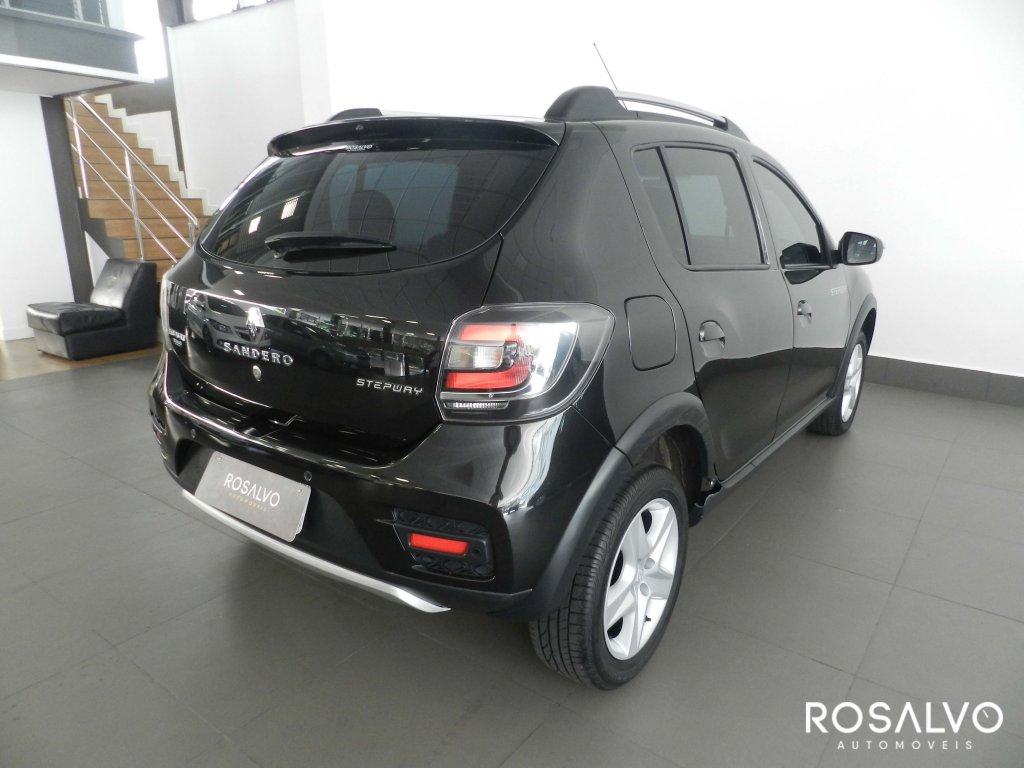 Renault - Sandero Stepway